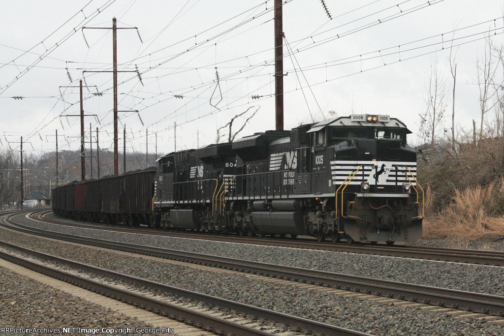 NS 1005 and loaded coal train 594